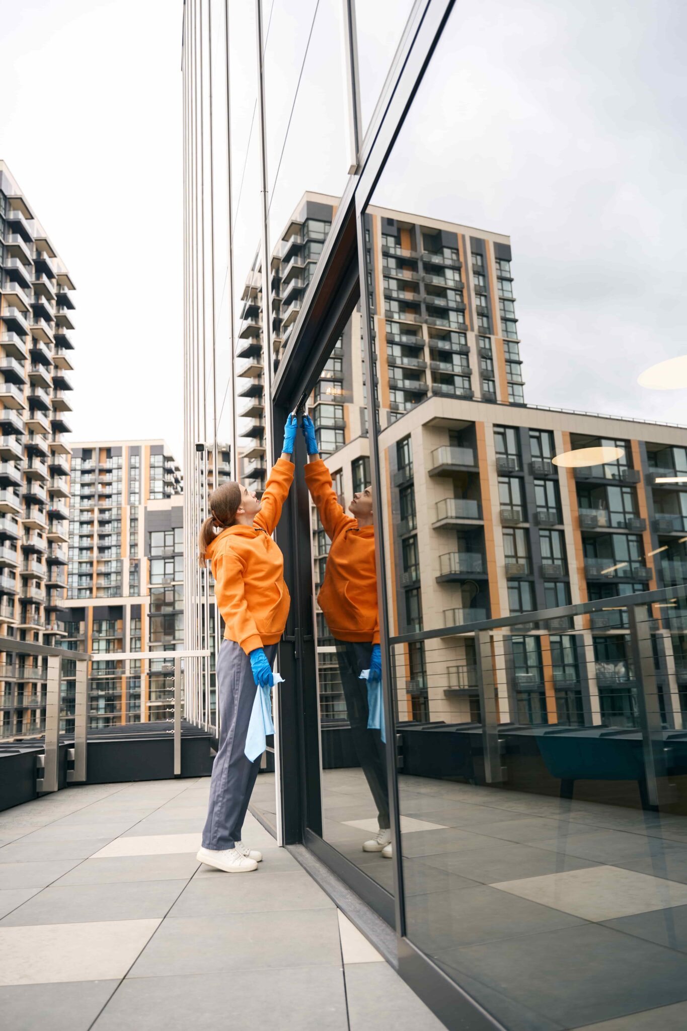 Akende pesu: juhend tõhusaks ja triipudevabaks puhastuseks - Capitale
